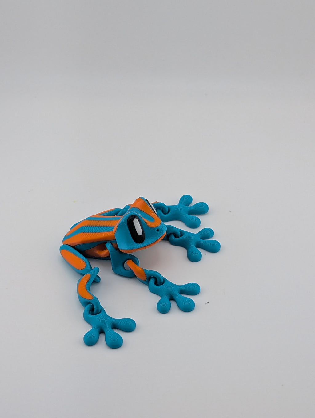 Magnetic Fidget Frog – Supercharged Stick, Flip, Fidget Fun! – RoadRunner3D